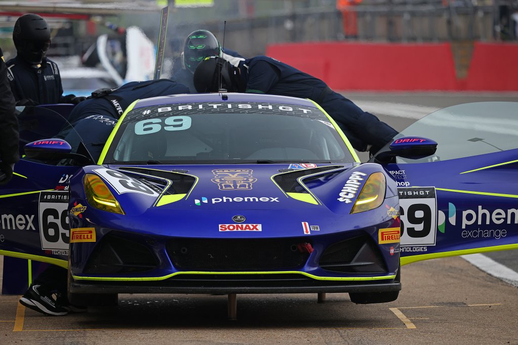 Mahiki Racing 2024, Lotus Emira GT4 | British GT Championship
